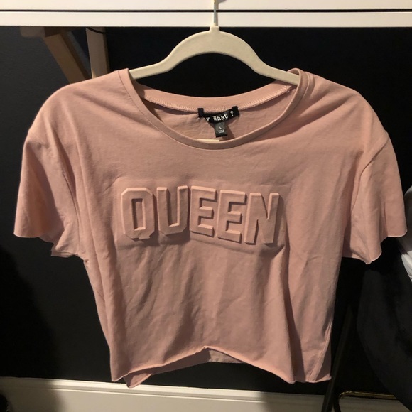 Say What? | Tops | Graphic Queen Fitted Crop Top | Poshmark
